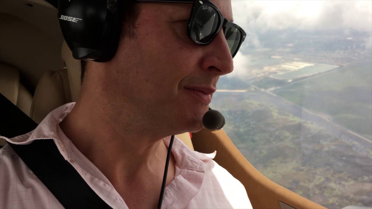 Diamond Aircraft DA62 Mid Air Engine Failure Simulation Cockpit Sound ...