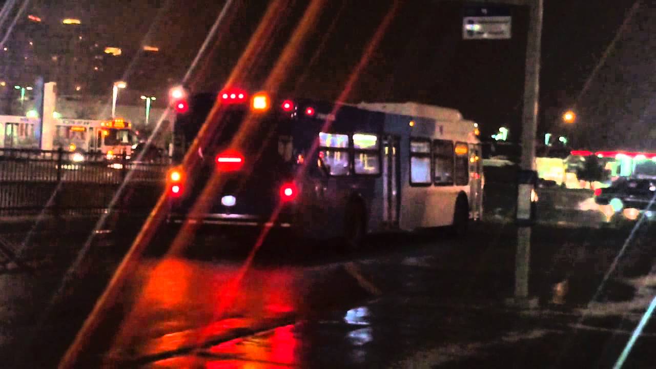 YRT XD40 1430 on Route 85 Rutherford departing Vaughan Mills - YouTube
