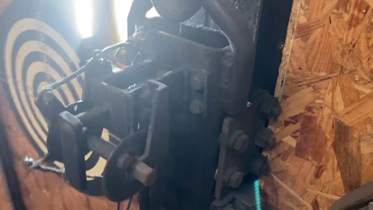 Garage/shop/attic Elevator safty latch mechanism - YouTube