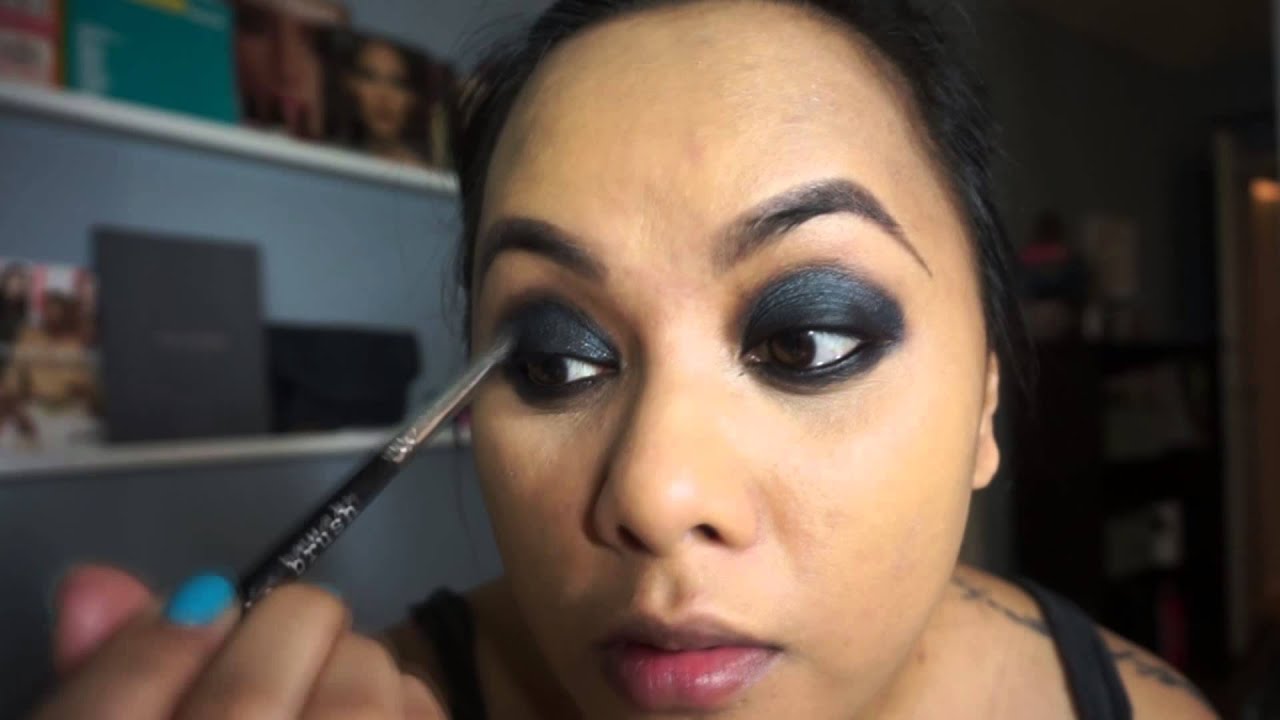 The Brush Contest / LELO the Artist - YouTube