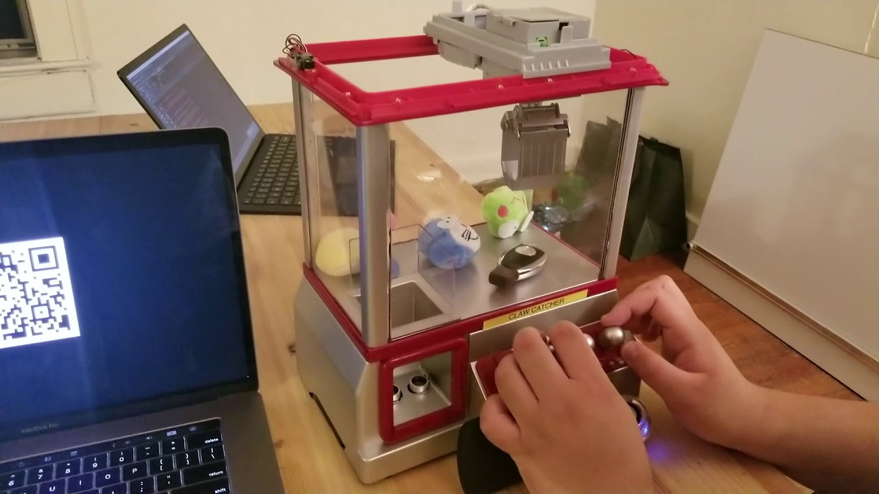 Internet-based Claw Machine - YouTube