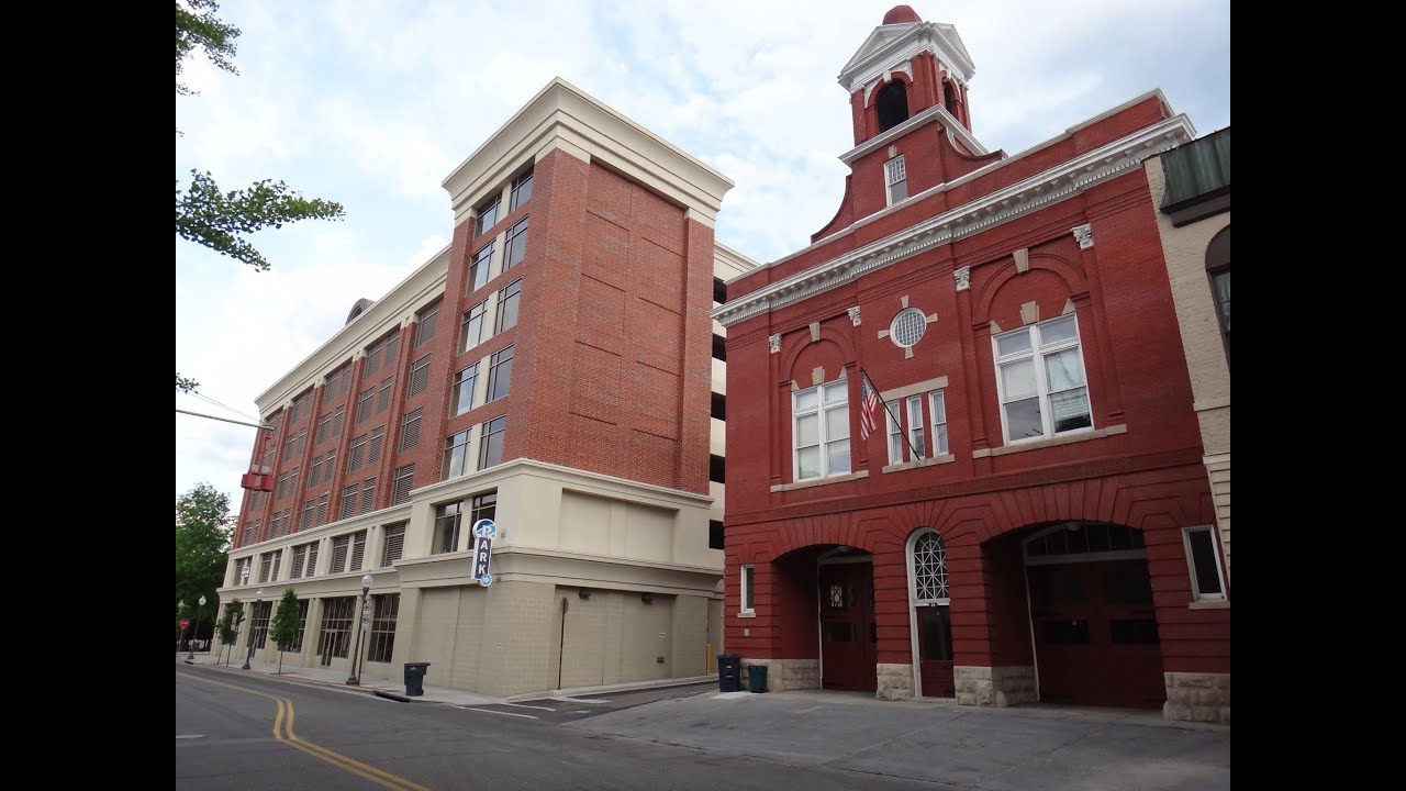 Camera Test: Panasonic DMC-TS5 with photos and video Market Parking Garage elevator