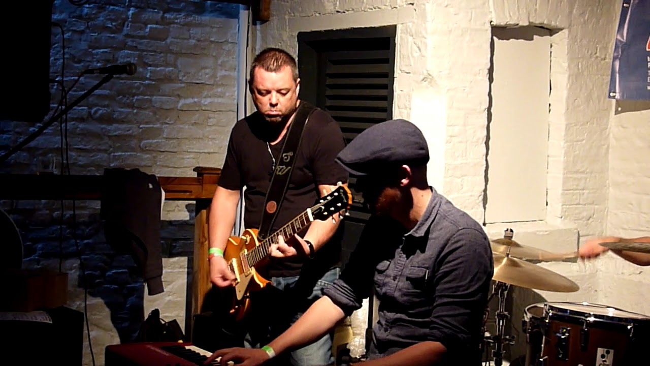 Sean Webster and his band playing The 2017 Carlisle Blues Rock Festival ...