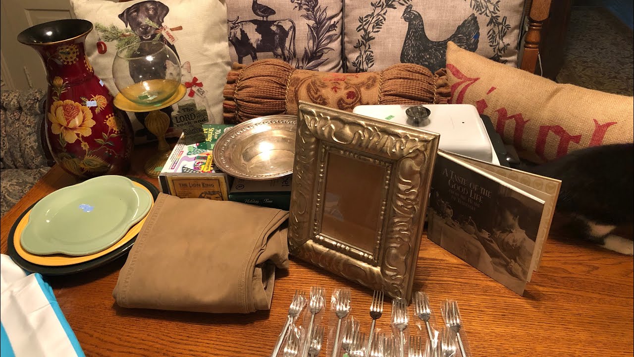 Thrifting Thursday~Thrifting for a purpose. - YouTube