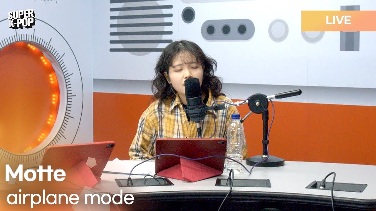 Motte (모트) - airplane mode (비행기 모드) | K-Pop Live Session | Super K-Pop ...