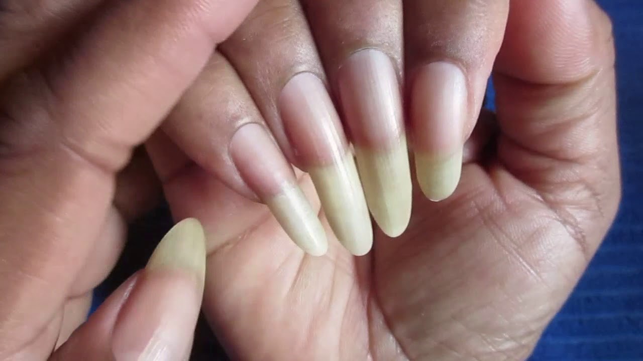 ASMR Long Nails Tapping, Scratching, and Whispering using Nail Items ...