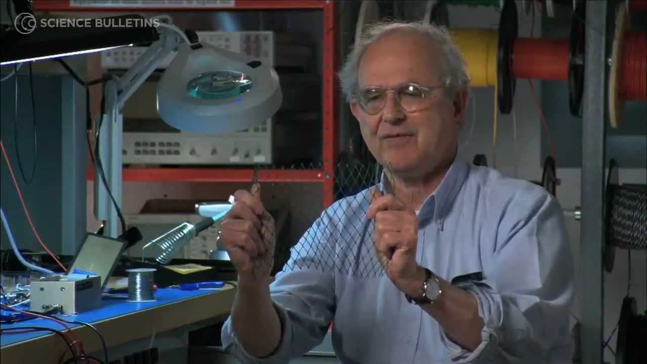 Science Bulletins: Gravity—Making Waves - YouTube