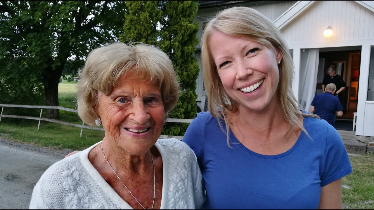 Amazing Grace (Av nåd) -GT-Sara (1924-2020) og Anette Løvtangen. Stig ...