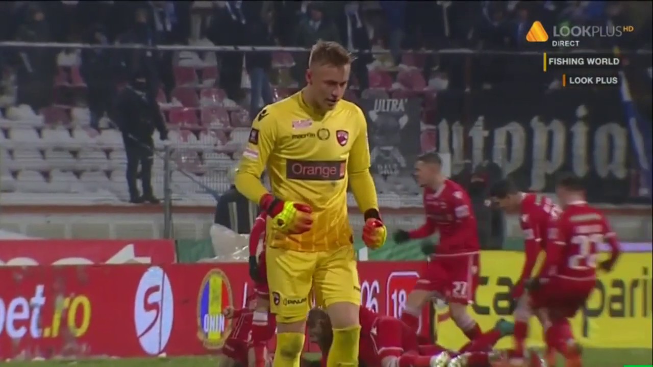 Hattrick incredibil Mattia Montini! Dinamo - U Craiova 3-0! Liga 1 2018 ...