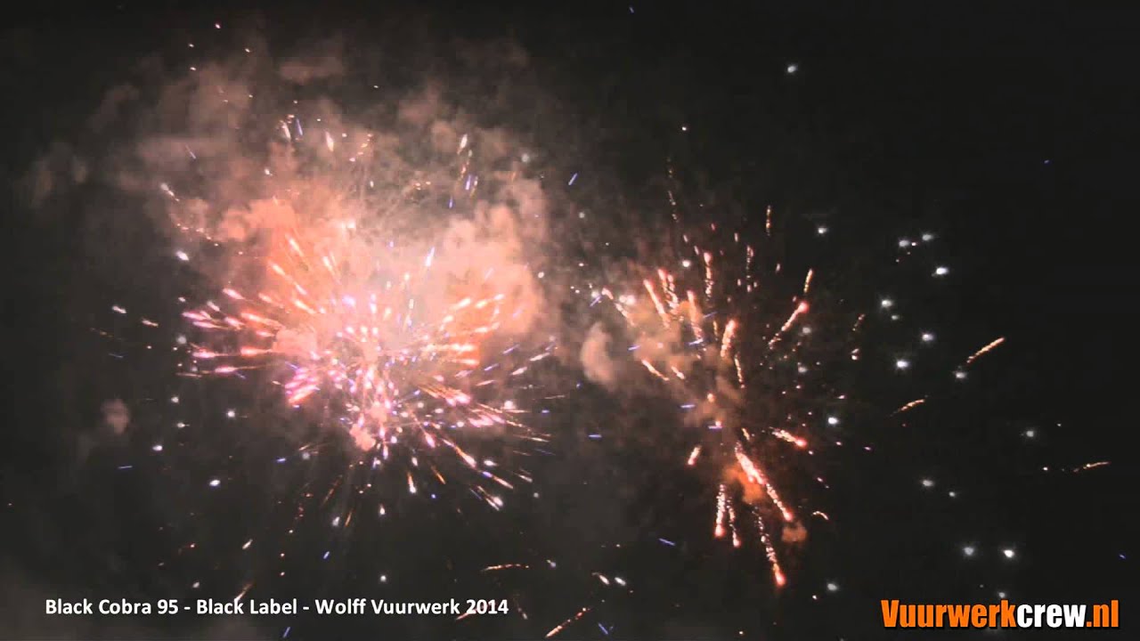 Black Cobra 95 - Black Label - Wolff Vuurwerk 2014 - Vuurwerkcrew - YouTube