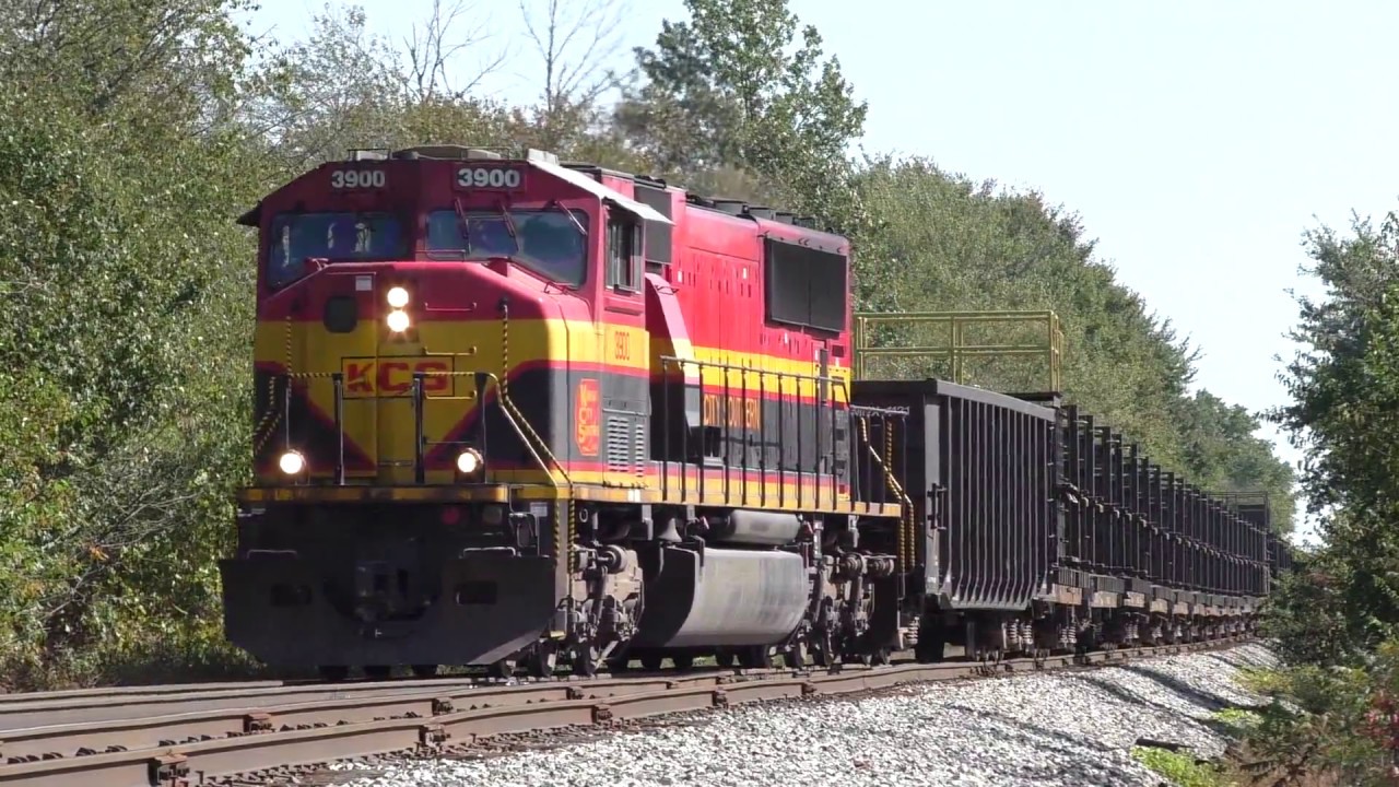 KCS 3900 leads Norfolk Southern L4X on the CF&E at SDI - YouTube