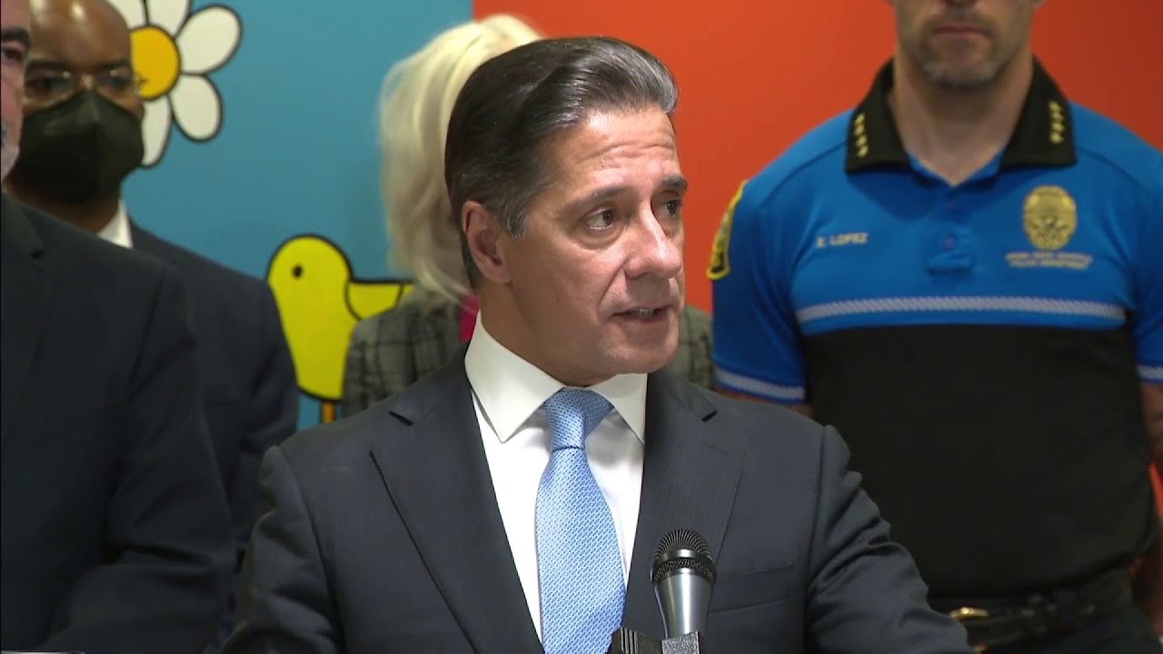 Carvalho is going to Los Angeles after nearly 14 years in Miami-Dade ...