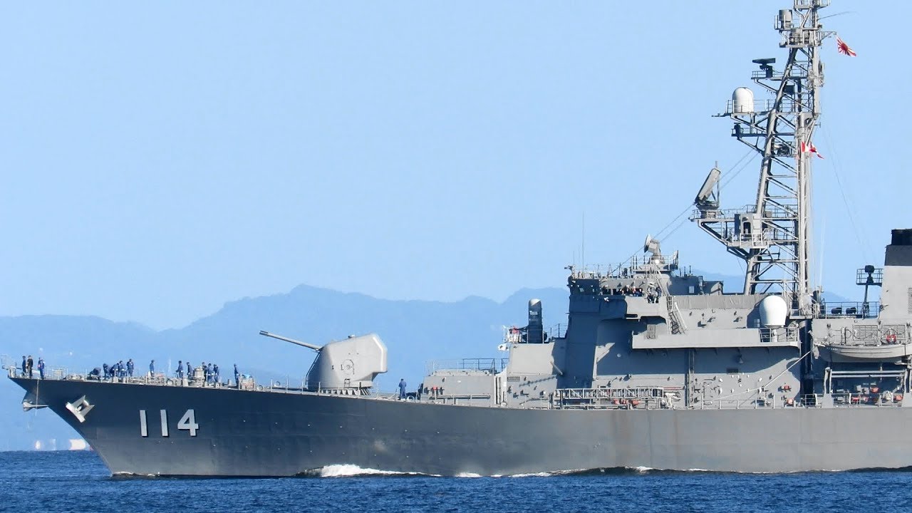 横須賀本港から DD114 すずなみ 出港 2017年9月29日 - YouTube