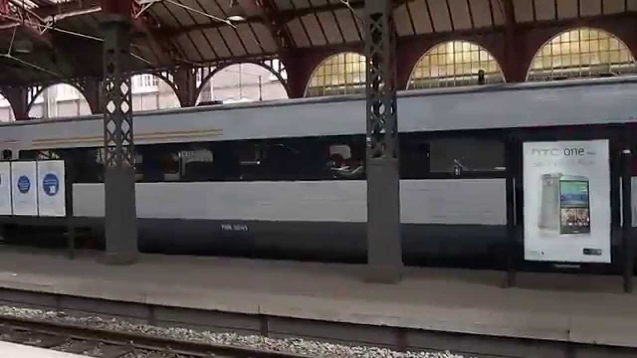 A couple of DSB InterCity diesel multiple units at København H ...