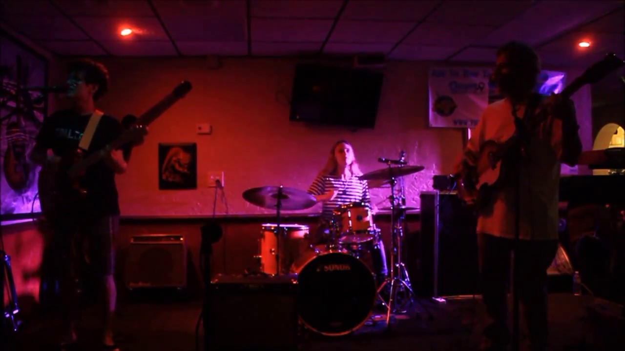 Nirvana - Molly's Lips (Full Band Cover) - YouTube