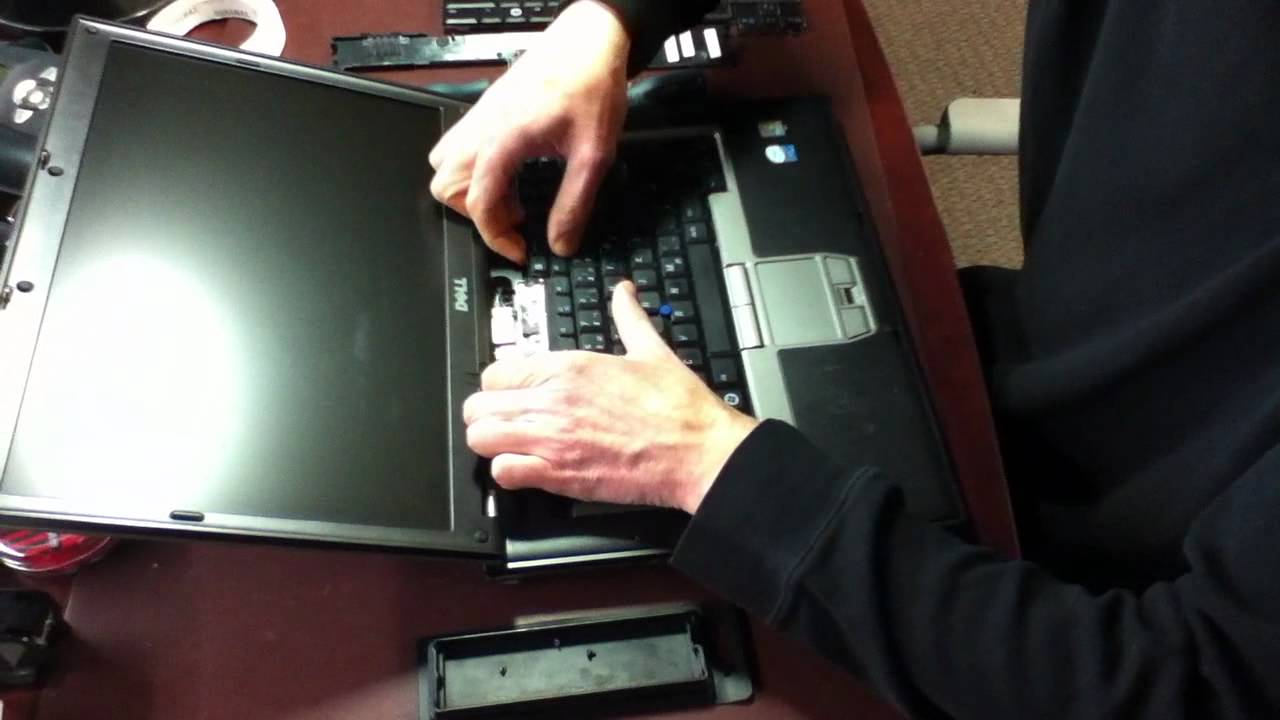 Comment changer un clavier de Dell Latitude D830 ( How to change ...