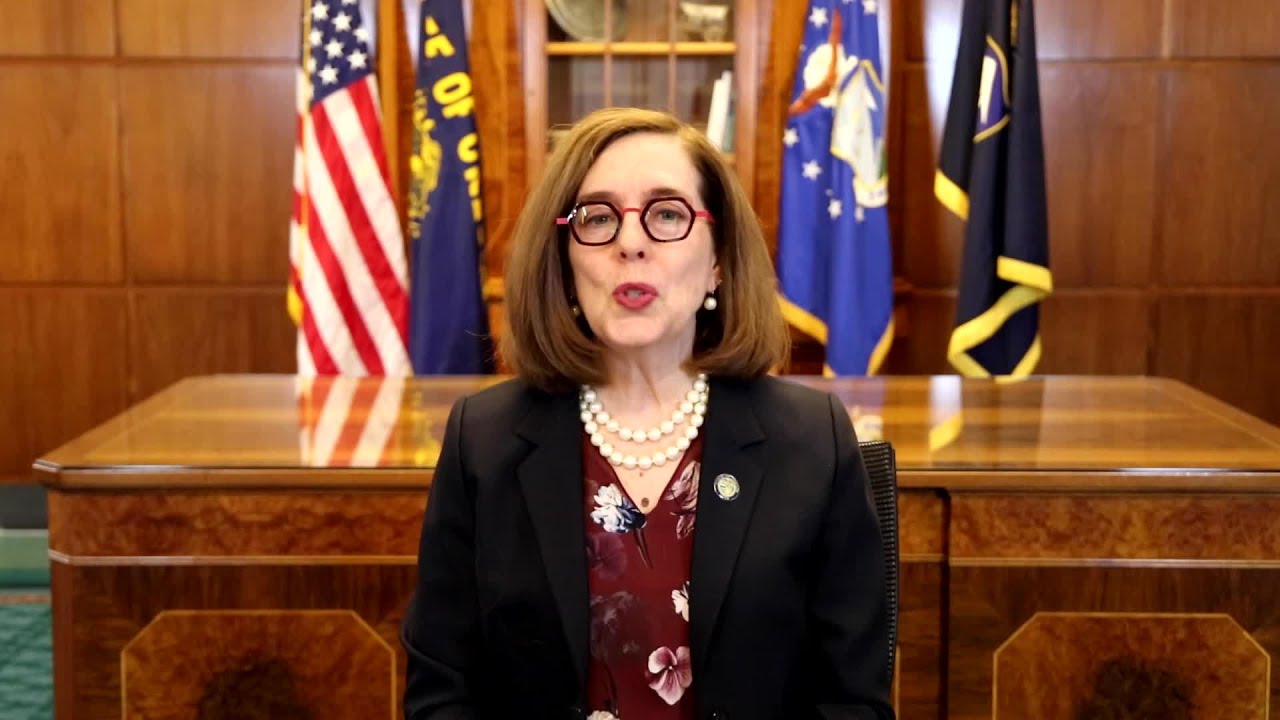 Gov. Brown updates mask use in Oregon - YouTube
