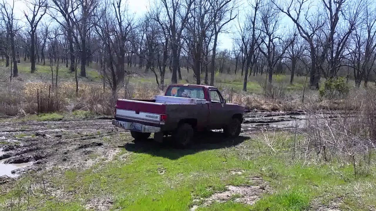 Pathfinder launching into huge mudpit - YouTube