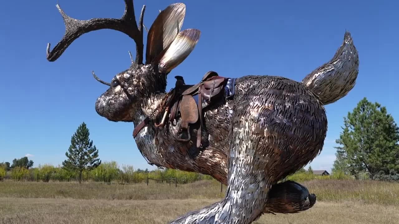 Montana artist creates giant jackalope - YouTube