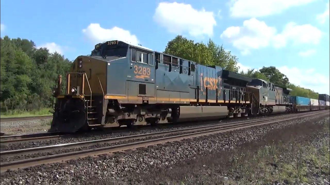 CSX 3283 Meets 3372 Wellsboro, IN 9/2/19 Combo - YouTube