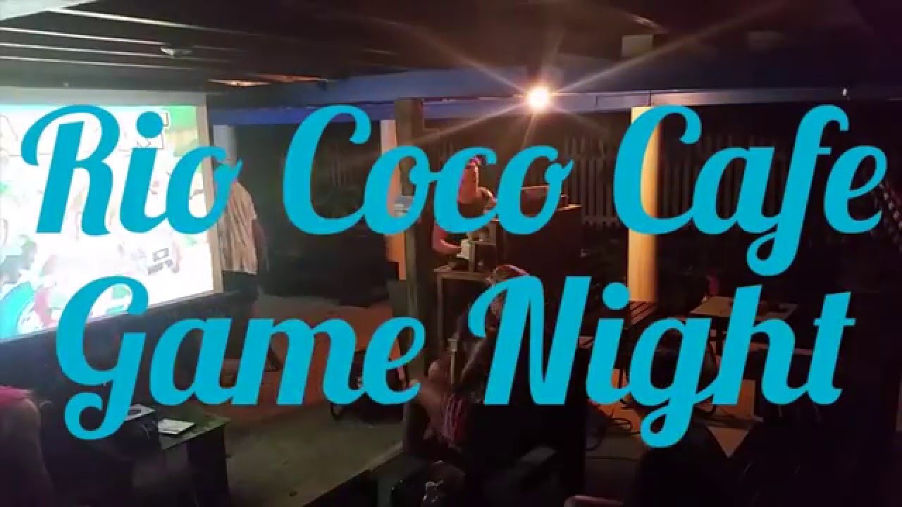 The Rio Coco Cafe's Mario Kart competition (Utila, Honduras) - YouTube