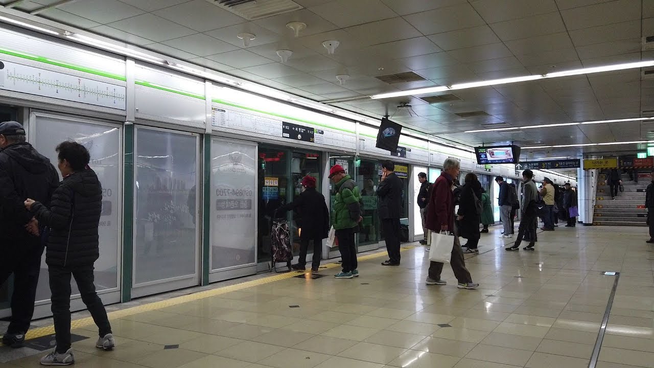 【韓国】 釜山都市鉄道（地下鉄）2号線 西面駅 Busan Metro Line 2 Seomyeon station, Korea 부산 ...