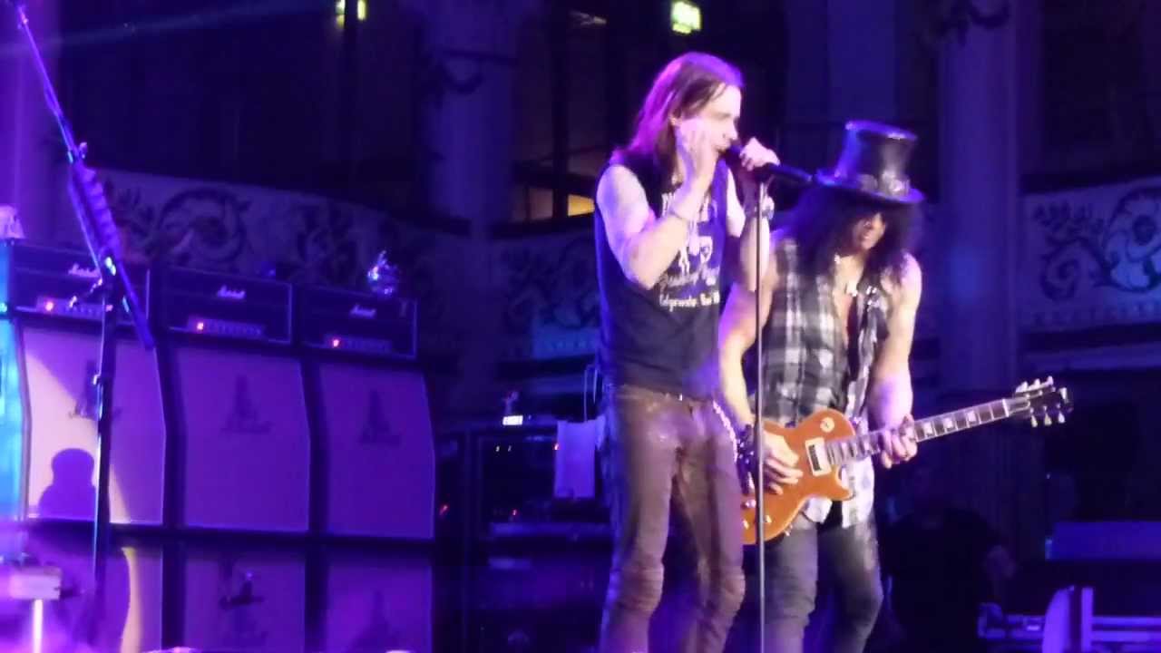 Slash - No More Heroes (Blackpool 1/3/2013) - YouTube