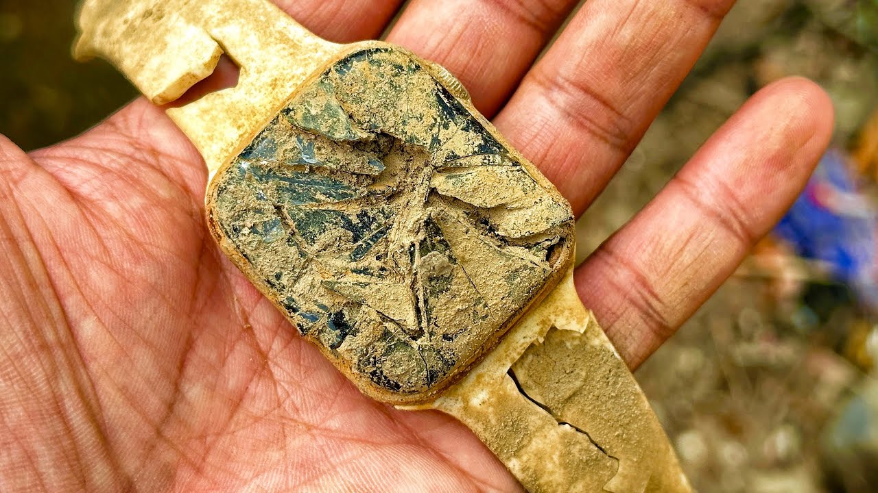 Restoration destroyed Apple Watch Series 8 smart watch | Restoring and ...