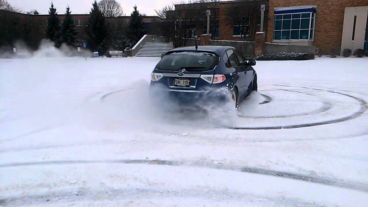 Subi snow fun! - YouTube