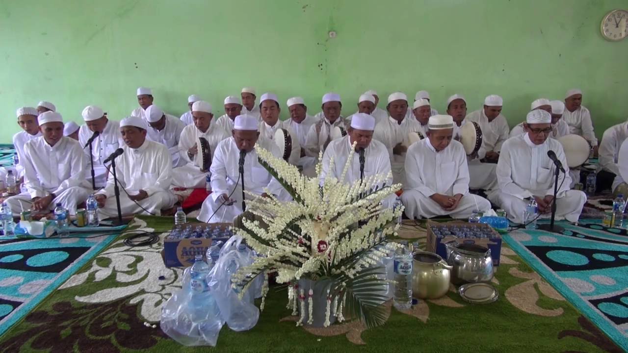 Sekumpul - Maulid Azab dan Zikir Nasyid - YouTube