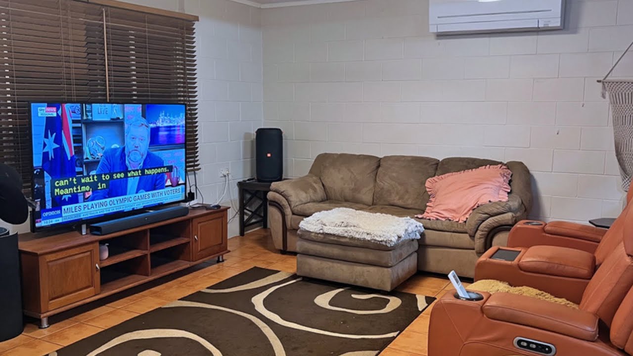 WALKAMIN, Queensland - YouTube