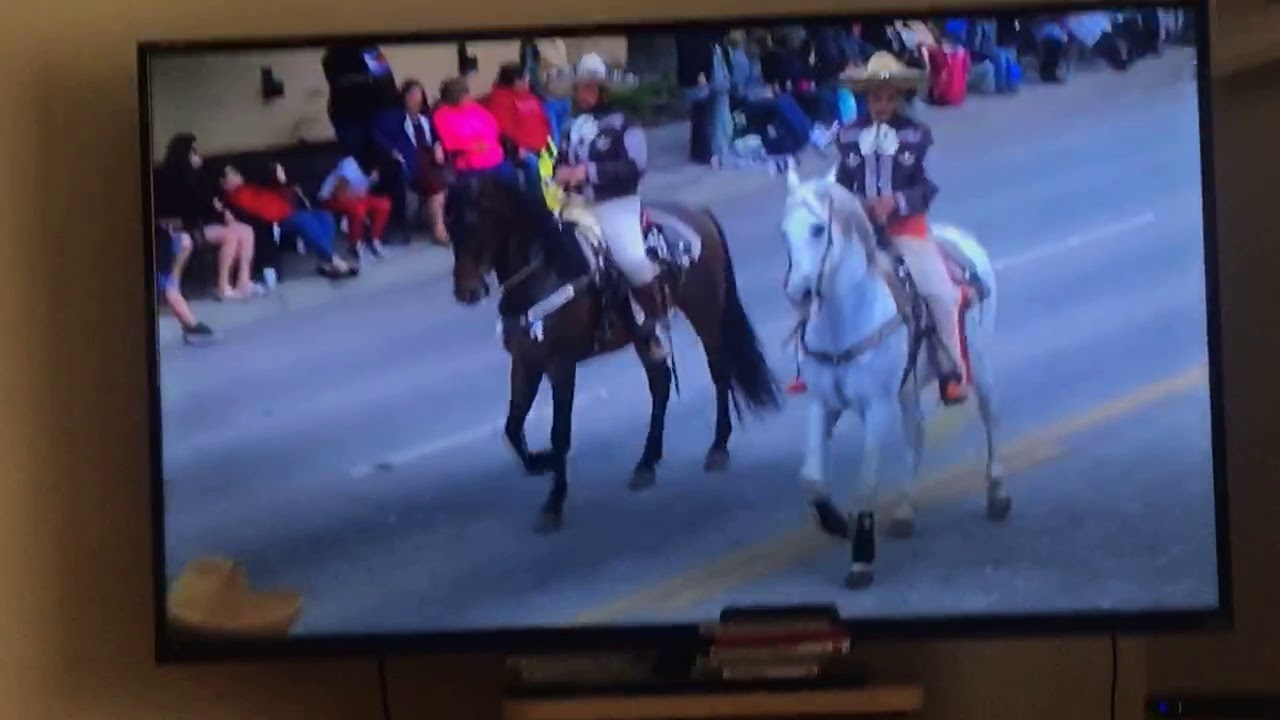 Santa Maria Elks Rodeo Parade 2019 - YouTube