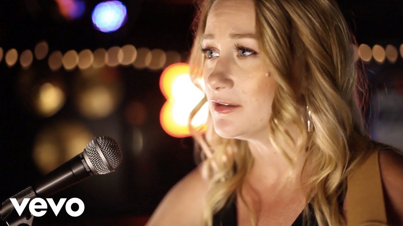 Audrey Ray - Temporary Fix (Official Music Video) - YouTube