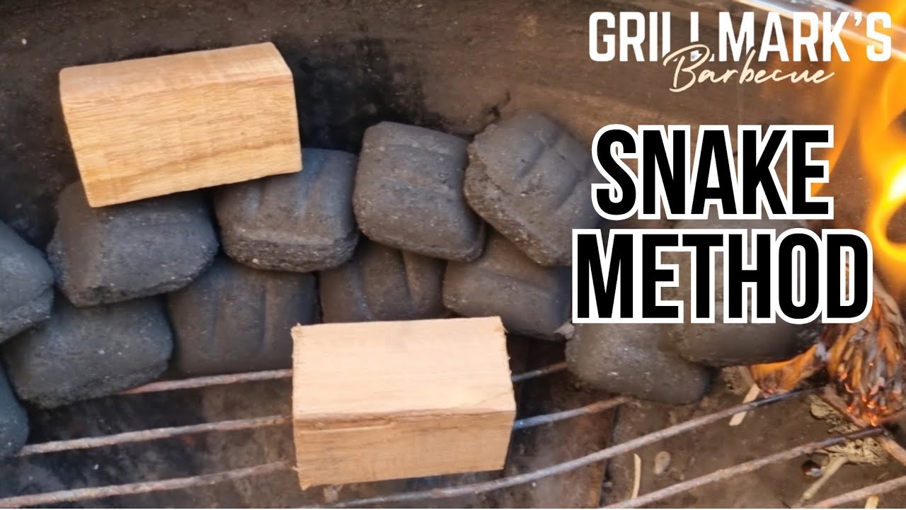 How to Set Up the Snake Method in a Charcoal Grill - YouTube