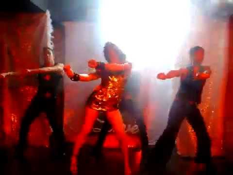 Lara Sajen - Let's get loud (Performance)