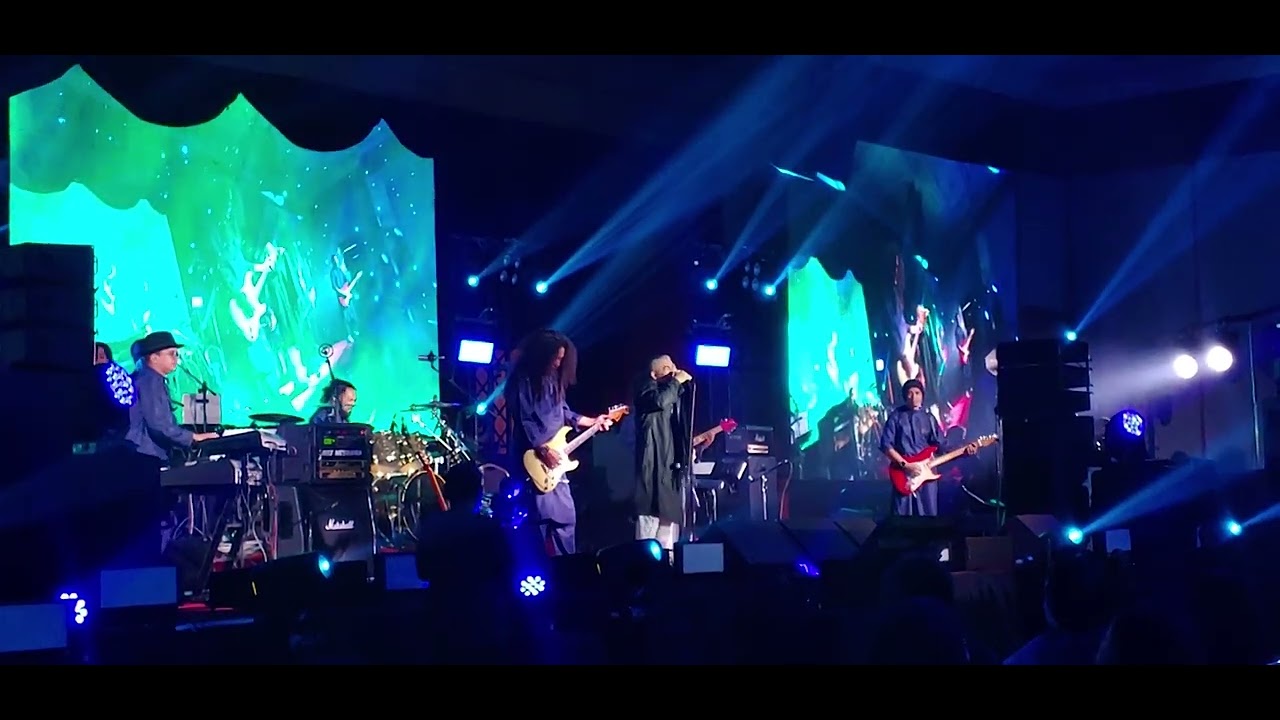 Di Penjara Janji - Dato Awie (live) original key - YouTube