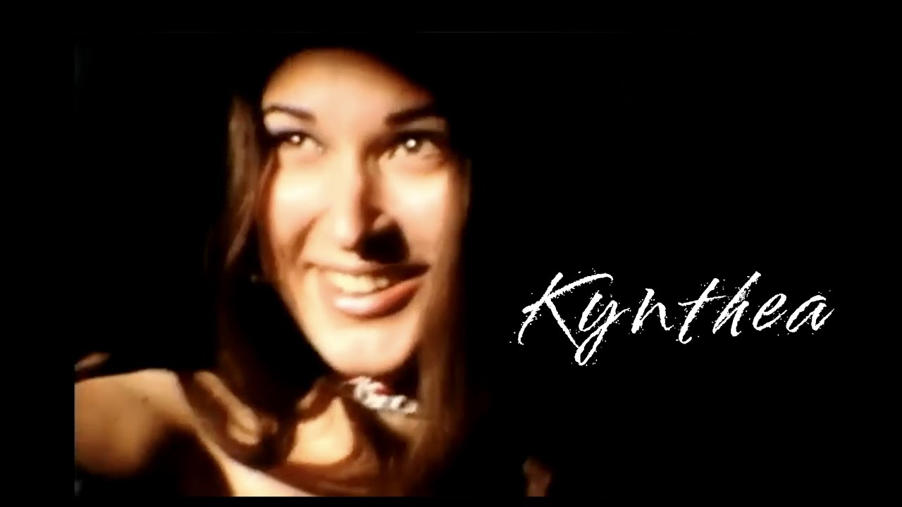 Kynthea Selling Drawings at Street Cafe - YouTube