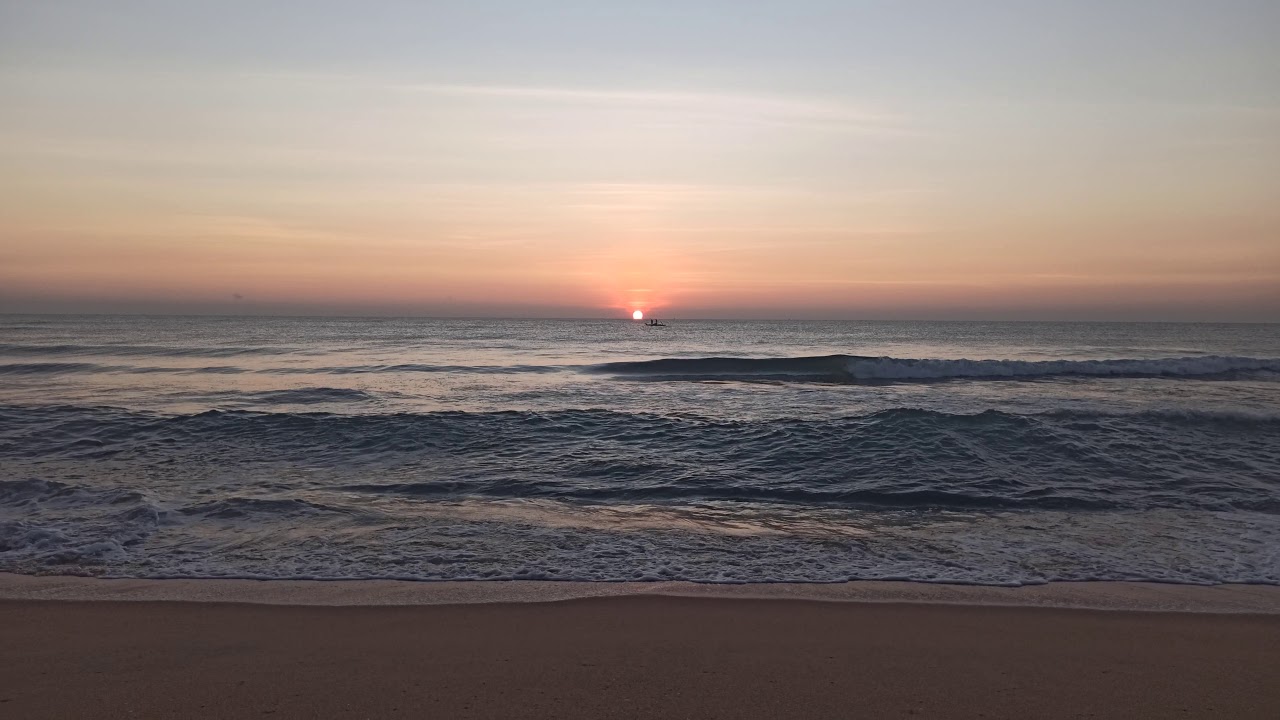 The pleasant sunrise at Pondicherry auroville beach Early Morning 5 ...
