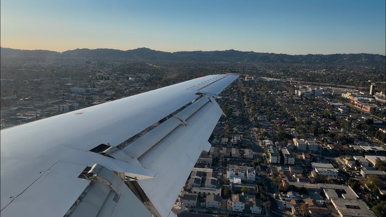 JetSuiteX [JSX] Embraer ERJ-135 Morning Landing Hollywood Burbank ...