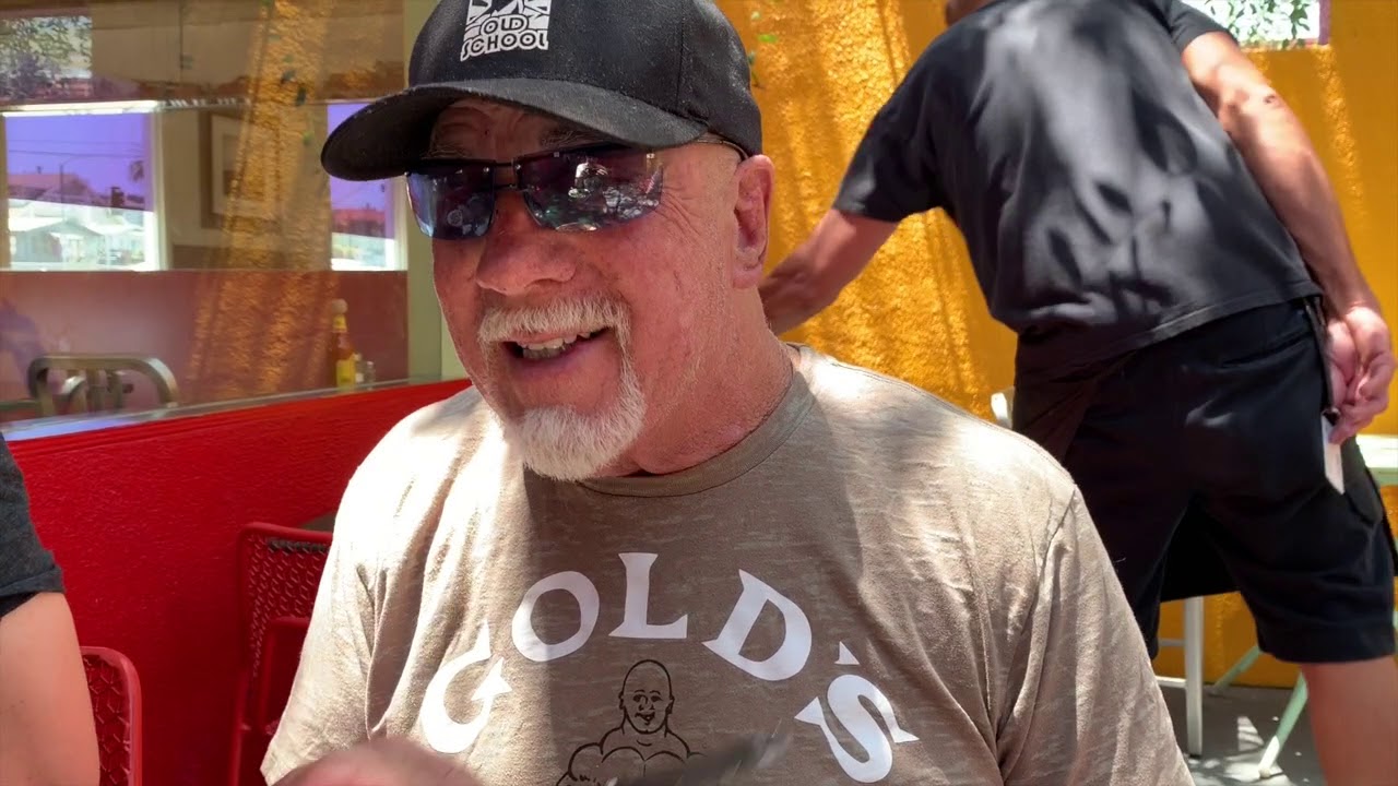 Firehouse Bodybuilder Breakfast Venice Beach - YouTube