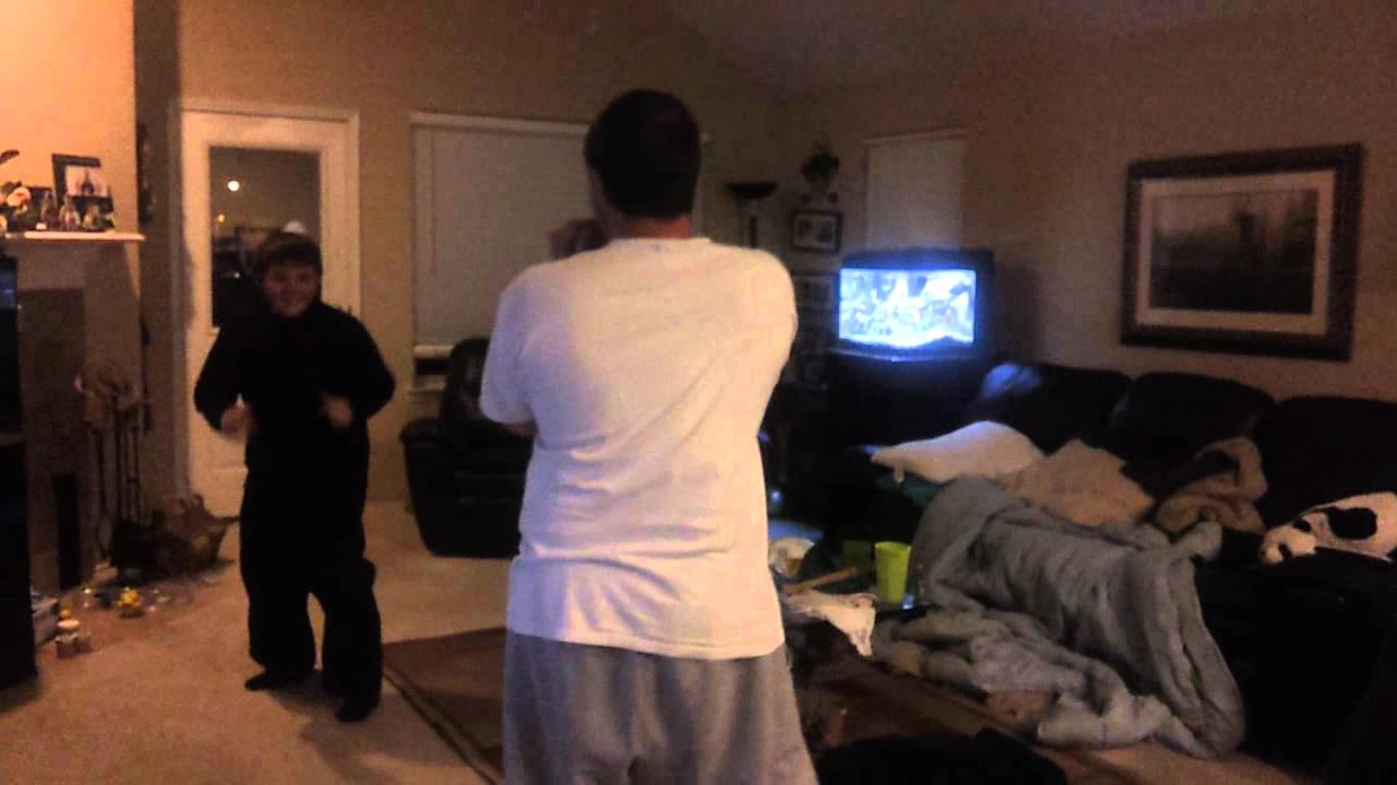 Dad hits son - YouTube