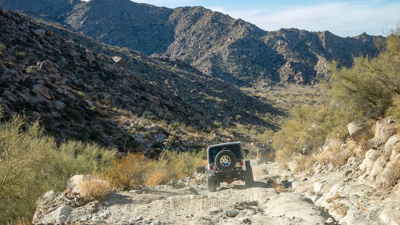 Tank Pass Trail, AZ 12/31/20 - YouTube