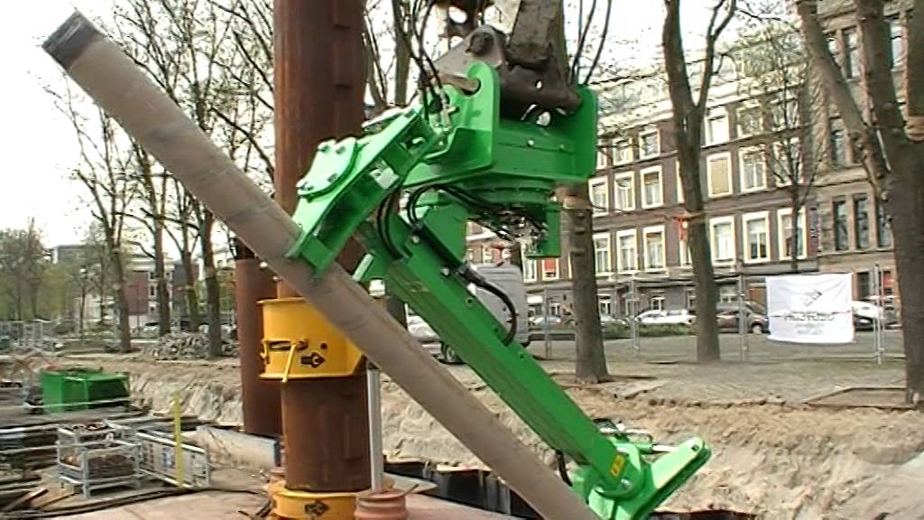 Hutte Casing and Rod Manipulator - YouTube