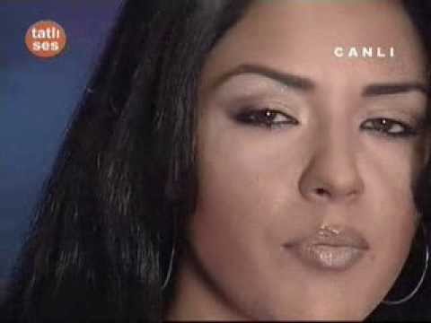 GÜLAY YILMAZ - Bekleme Salonu  (Yılmaz ERDOĞAN)