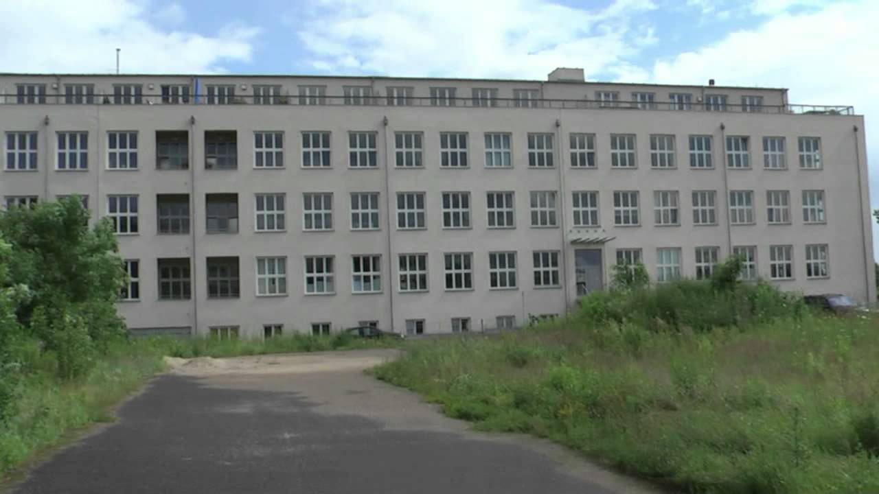 Exploring abandoned McNair Barracks, Berlin circa 2007 - YouTube