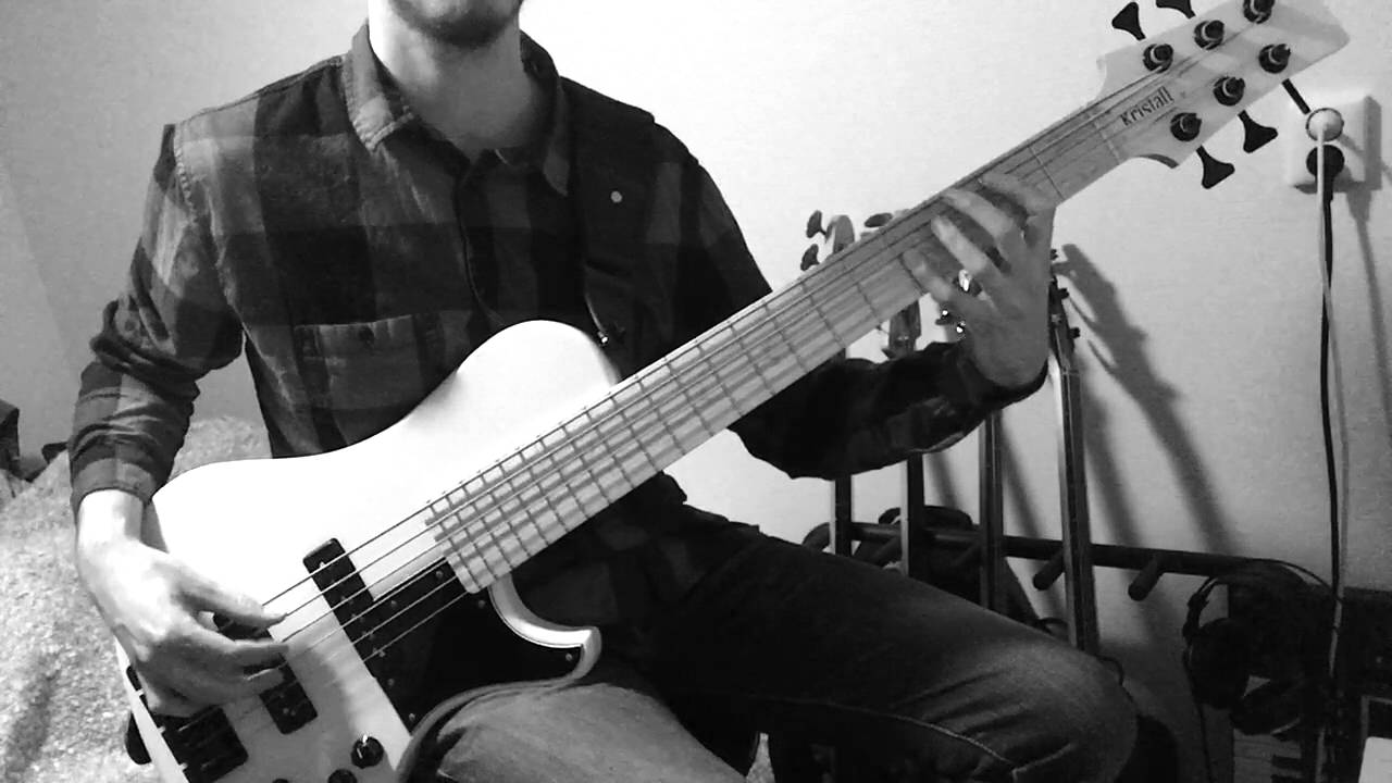 Kendrick Lamar - untitled 2 (bass cover/play along) - YouTube