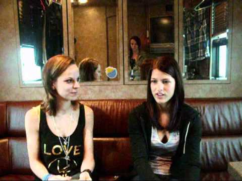 Cassadee talks about her sister Ashley Pope's musical career - YouTube