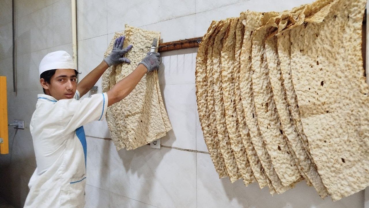 Baking traditional Sangag bread with a completely industrial method🫓 ...