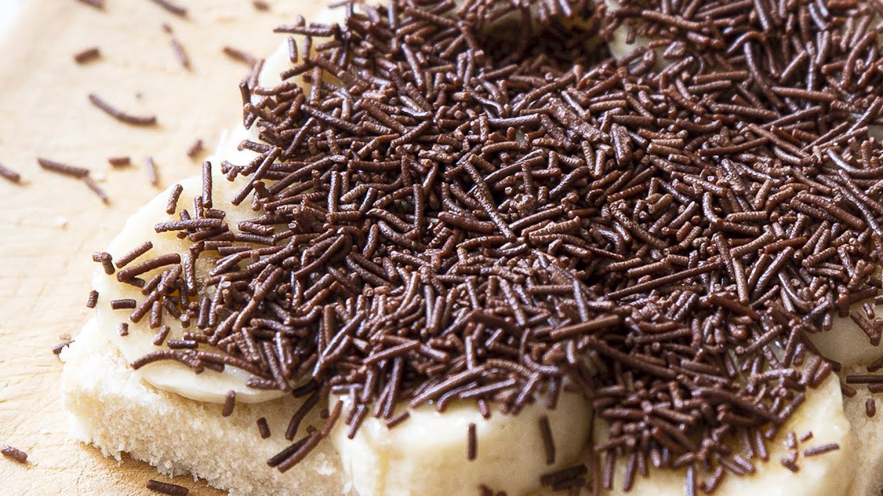 3 Ingredient Hagelslag – Dutch Chocolate Sprinkle Bread - YouTube