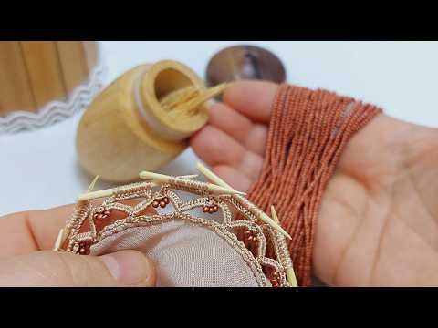 Bir kutu kürdan alıp gelin size bayılıp😁bayılıp😁 ayılacağınız😁 boncuk ve kürdanla tığ oyası yaptım